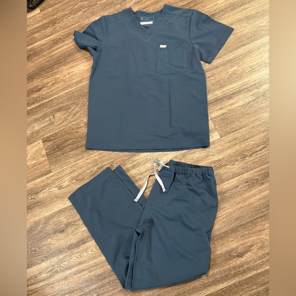 Figs | Pants | Figs Scrub Set Dark Harbour Top And Pants Medium Short ...